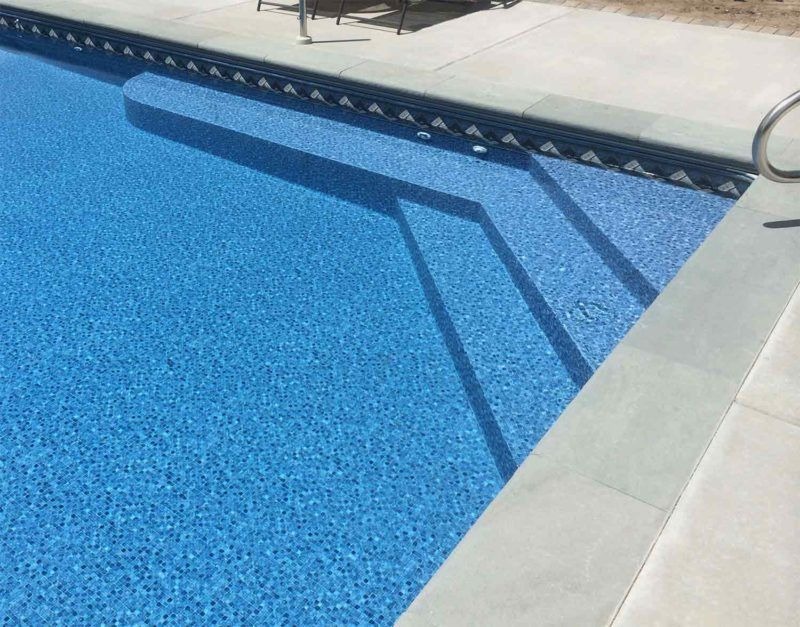 The Best Ways to Clean a Pool Liner and Prevent Stains